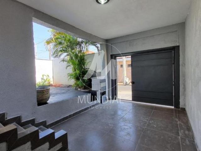 Casa térrea na rua 3 dormitórios/suite, cozinha planejada