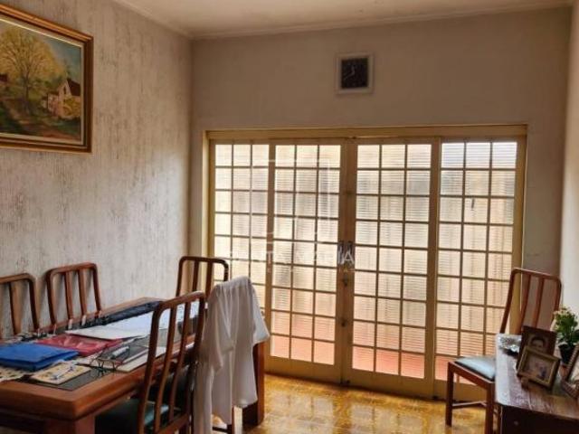 Casa térrea na rua 3 dormitórios/suite, cozinha planejada