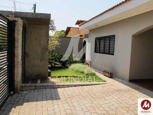 Casa térrea na rua 3 dormitórios/suite, cozinha planejada