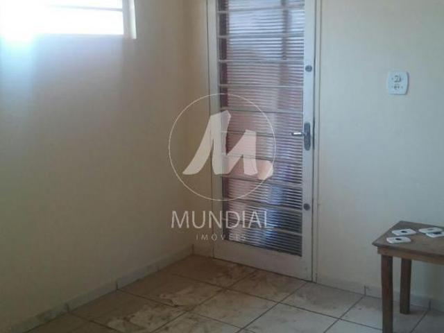Casa térrea na rua 3 dormitórios/suite, cozinha planejada
