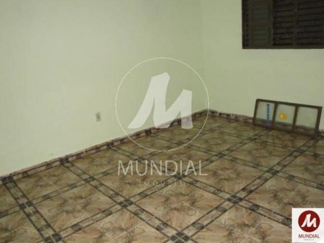 Casa térrea na rua 3 dormitórios/suite, cozinha planejada