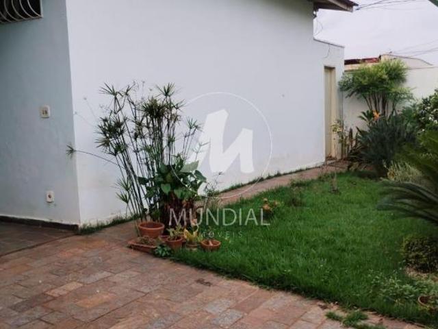 Casa térrea na rua 3 dormitórios/suite, cozinha planejada