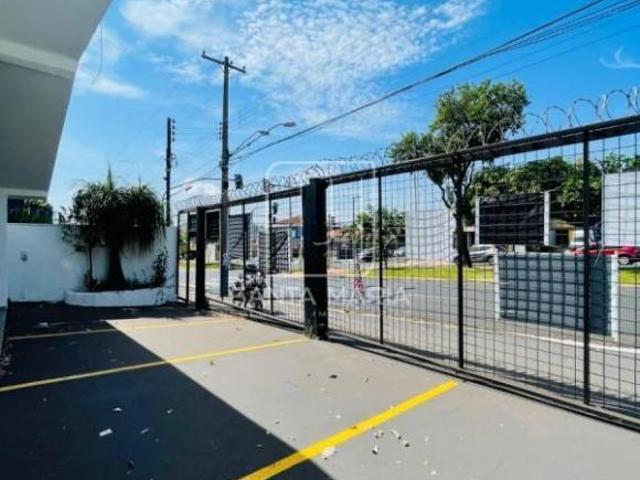 Casa térrea na rua 3 dormitórios/suite, cozinha planejada