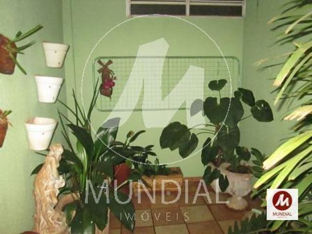 Casa térrea na rua 3 dormitórios/suite, cozinha planejada