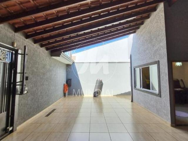 Casa térrea na rua 3 dormitórios/suite, cozinha planejada