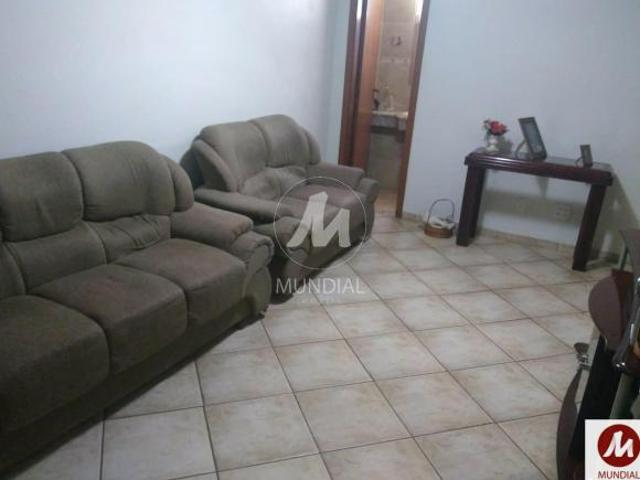 Casa térrea na rua 3 dormitórios/suite, cozinha planejada