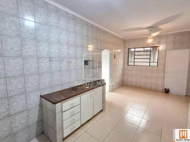 Casa térrea na rua 3 dormitórios/suite