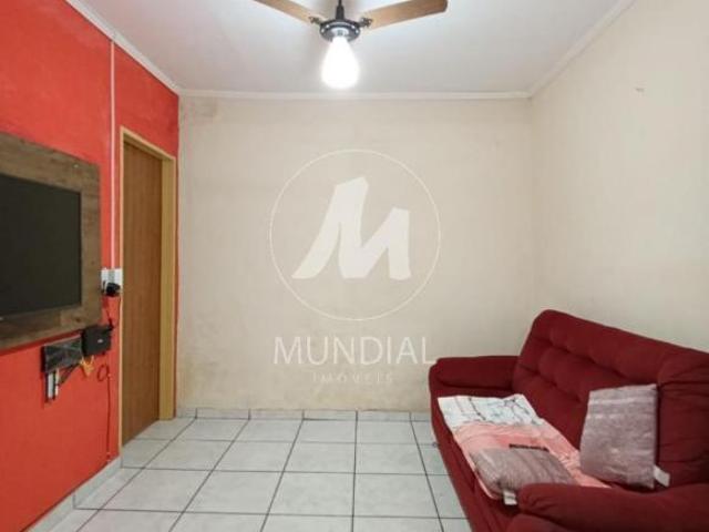 Casa térrea na rua 1 dormitórios, cozinha planejada