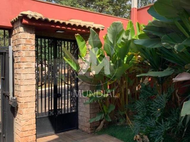 Casa térrea na rua 1 dormitórios/suite, cozinha planejada