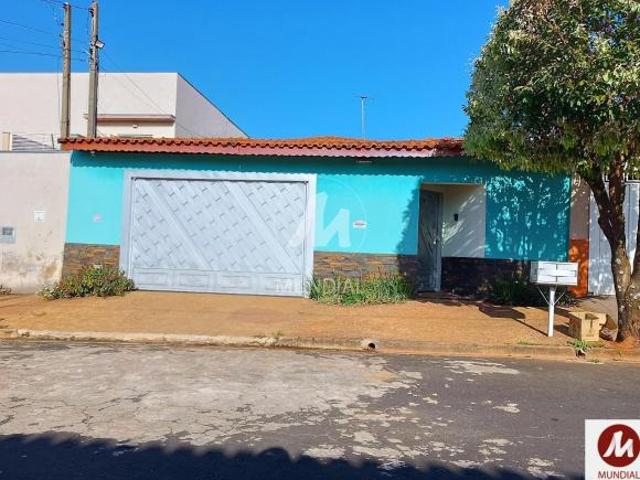 Casa térrea na rua 2 dormitórios