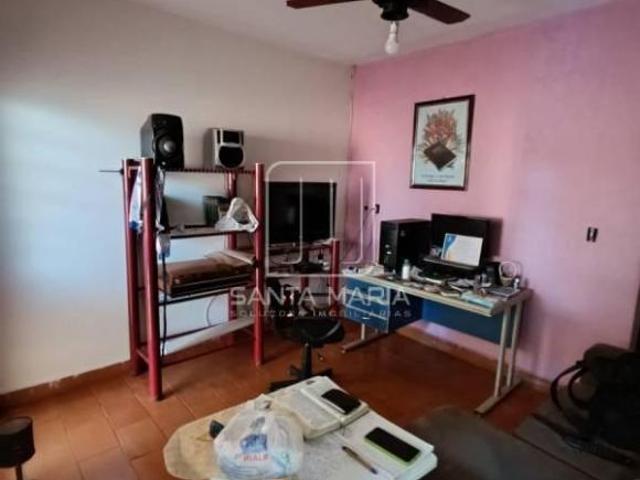 Casa térrea na rua 2 dormitórios