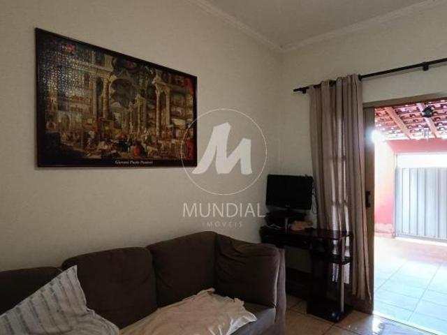 Casa térrea na rua 2 dormitórios