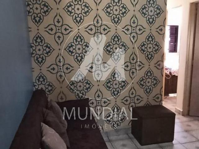 Casa térrea na rua 2 dormitórios, cozinha planejada