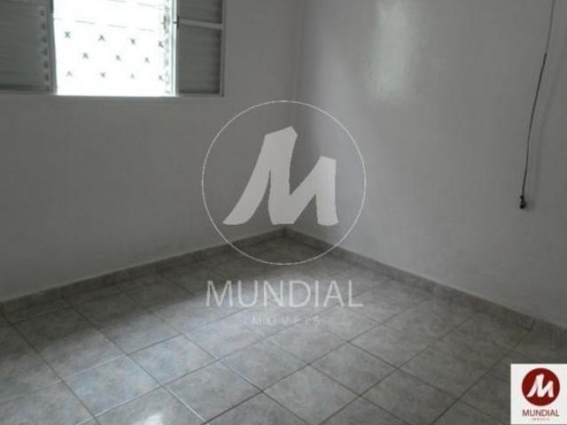 Casa térrea na rua 2 dormitórios, cozinha planejada
