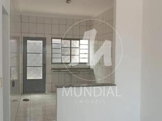 Casa térrea na rua 2 dormitórios, cozinha planejada