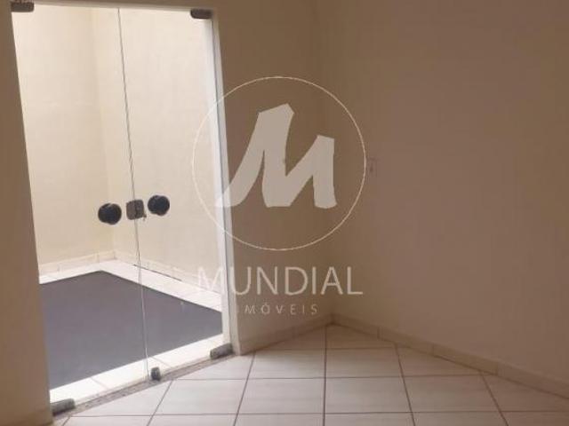 Casa térrea na rua 2 dormitórios, cozinha planejada