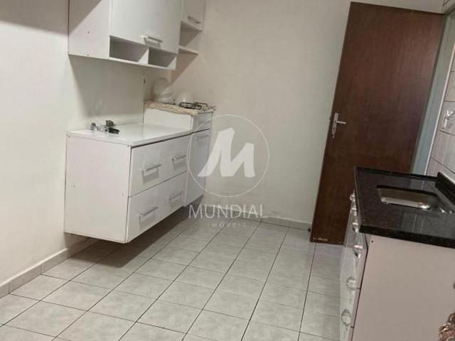 Casa térrea na rua 2 dormitórios, cozinha planejada