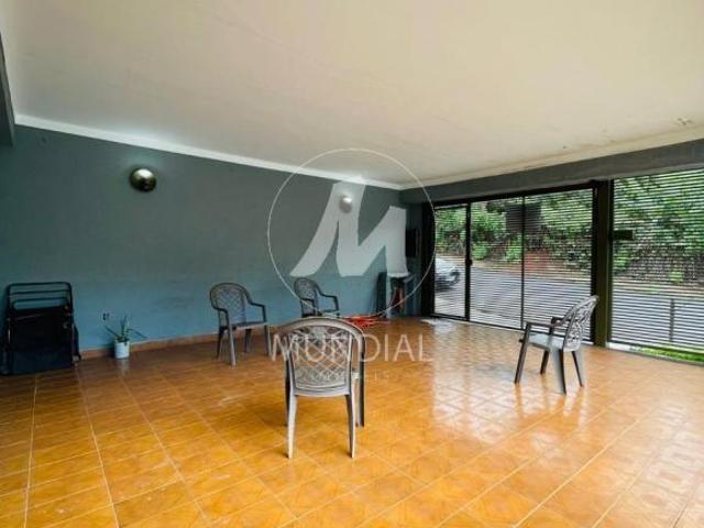 Casa térrea na rua 2 dormitórios, cozinha planejada
