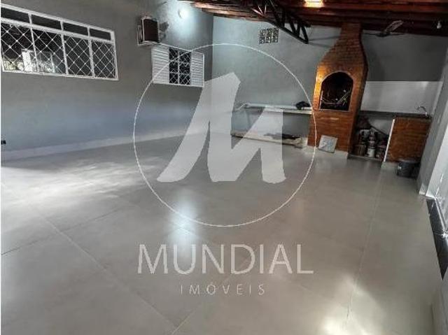 Casa térrea na rua 2 dormitórios, cozinha planejada