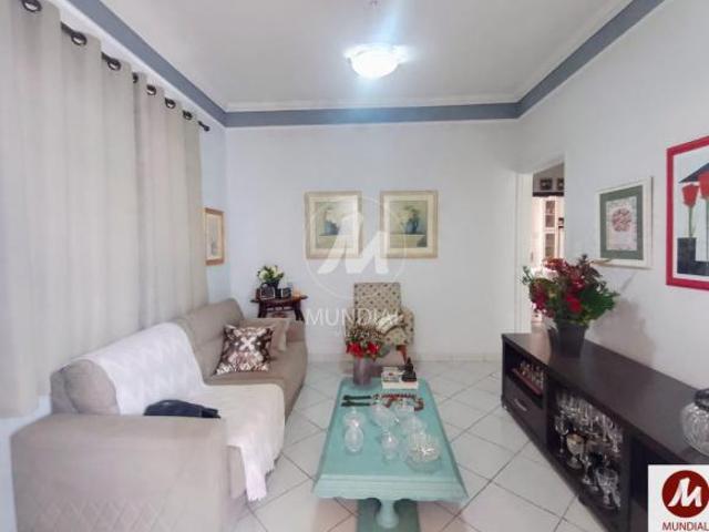 Casa térrea na rua 2 dormitórios, cozinha planejada