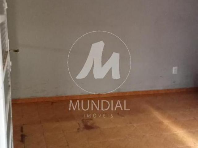 Casa térrea na rua 2 dormitórios, cozinha planejada