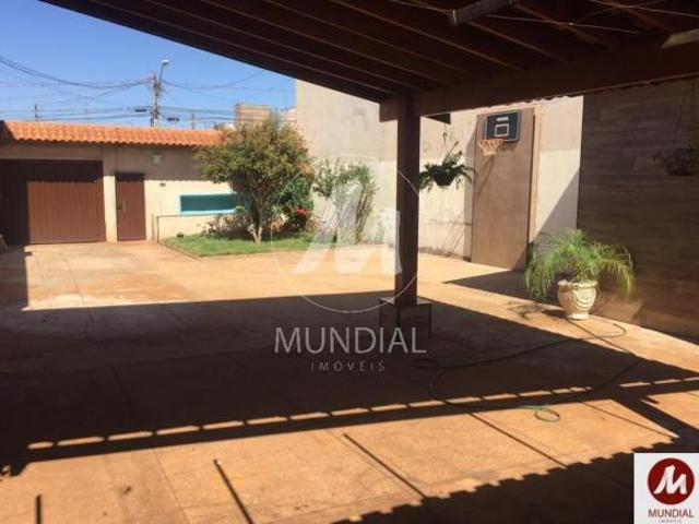 Casa térrea na rua 2 dormitórios, cozinha planejada