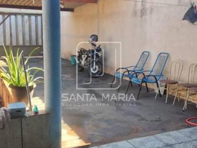Casa térrea na rua 2 dormitórios, cozinha planejada