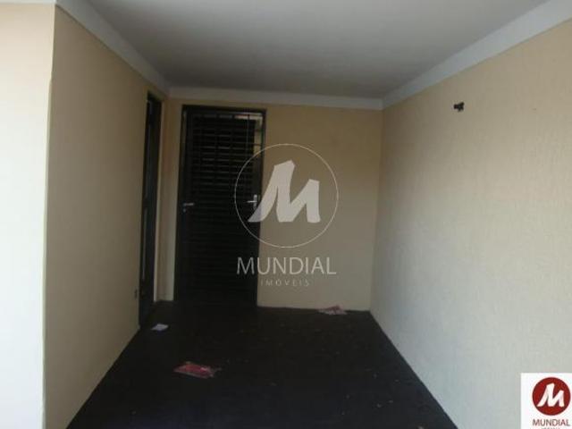 Casa térrea na rua 2 dormitórios, cozinha planejada