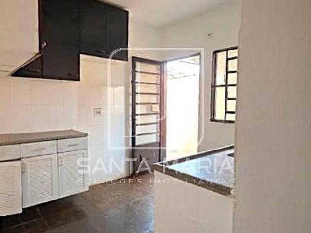 Casa térrea na rua 2 dormitórios, cozinha planejada