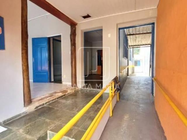 Casa térrea na rua 2 dormitórios, cozinha planejada