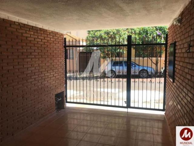 Casa térrea na rua 2 dormitórios, cozinha planejada