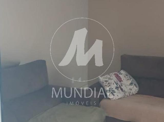 Casa térrea na rua 2 dormitórios, cozinha planejada