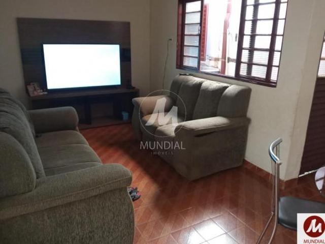 Casa térrea na rua 2 dormitórios, cozinha planejada