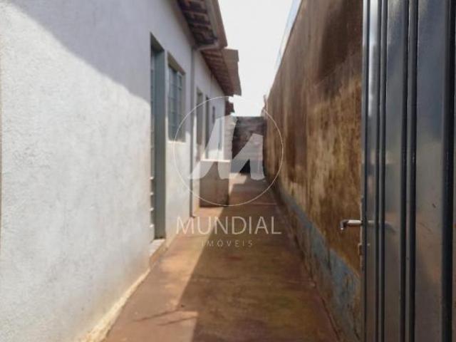 Casa térrea na rua 2 dormitórios, cozinha planejada