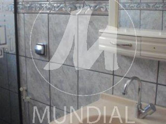 Casa térrea na rua 2 dormitórios, cozinha planejada