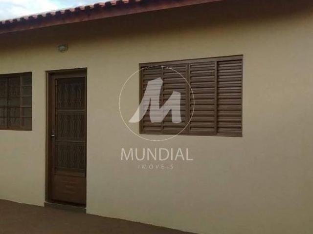 Casa térrea na rua 2 dormitórios, cozinha planejada