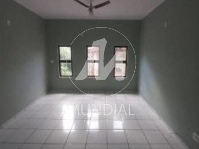 Casa térrea na rua 2 dormitórios/suite, cozinha planejada