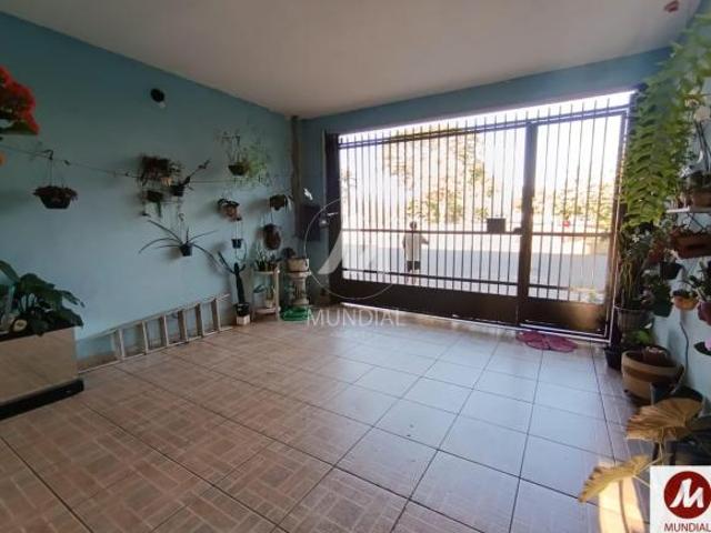 Casa térrea na rua 2 dormitórios/suite, cozinha planejada