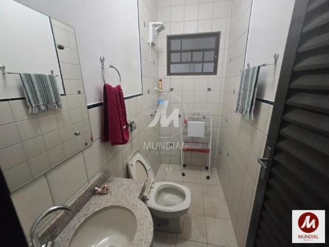 Casa térrea na rua 2 dormitórios/suite, cozinha planejada
