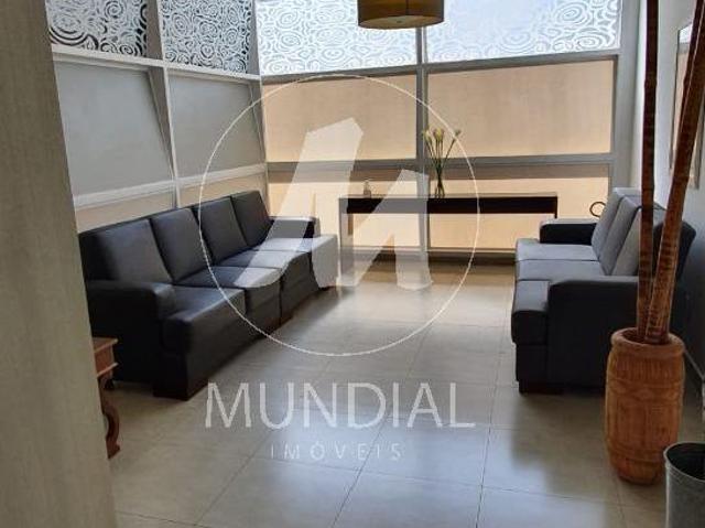 Casa térrea na rua 4 dormitórios, cozinha planejada