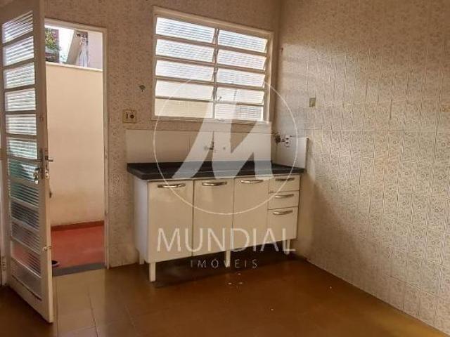 Casa térrea na rua 4 dormitórios/suite, cozinha planejada