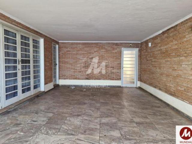 Casa térrea na rua 4 dormitórios/suite, cozinha planejada
