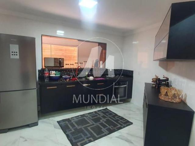 Casa térrea na rua 4 dormitórios/suite, cozinha planejada