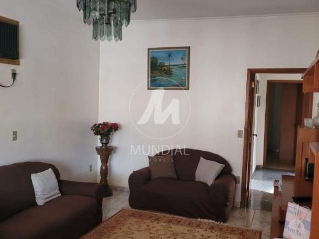 Casa térrea na rua 4 dormitórios/suite, cozinha planejada