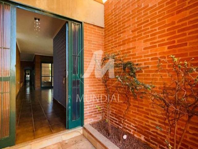 Casa térrea na rua 4 dormitórios/suite, cozinha planejada