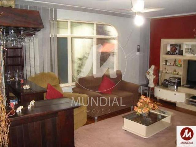 Casa térrea na rua 4 dormitórios/suite, cozinha planejada