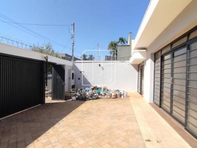 Casa térrea na rua 4 dormitórios/suite, cozinha planejada