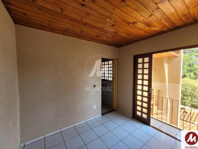 Casa térrea na rua 4 dormitórios/suite, cozinha planejada