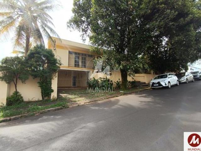 Casa térrea na rua 4 dormitórios/suite, cozinha planejada
