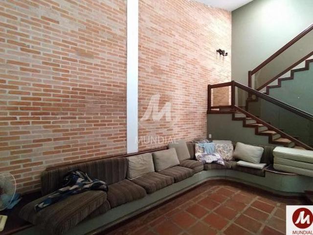 Casa térrea na rua 4 dormitórios/suite, cozinha planejada